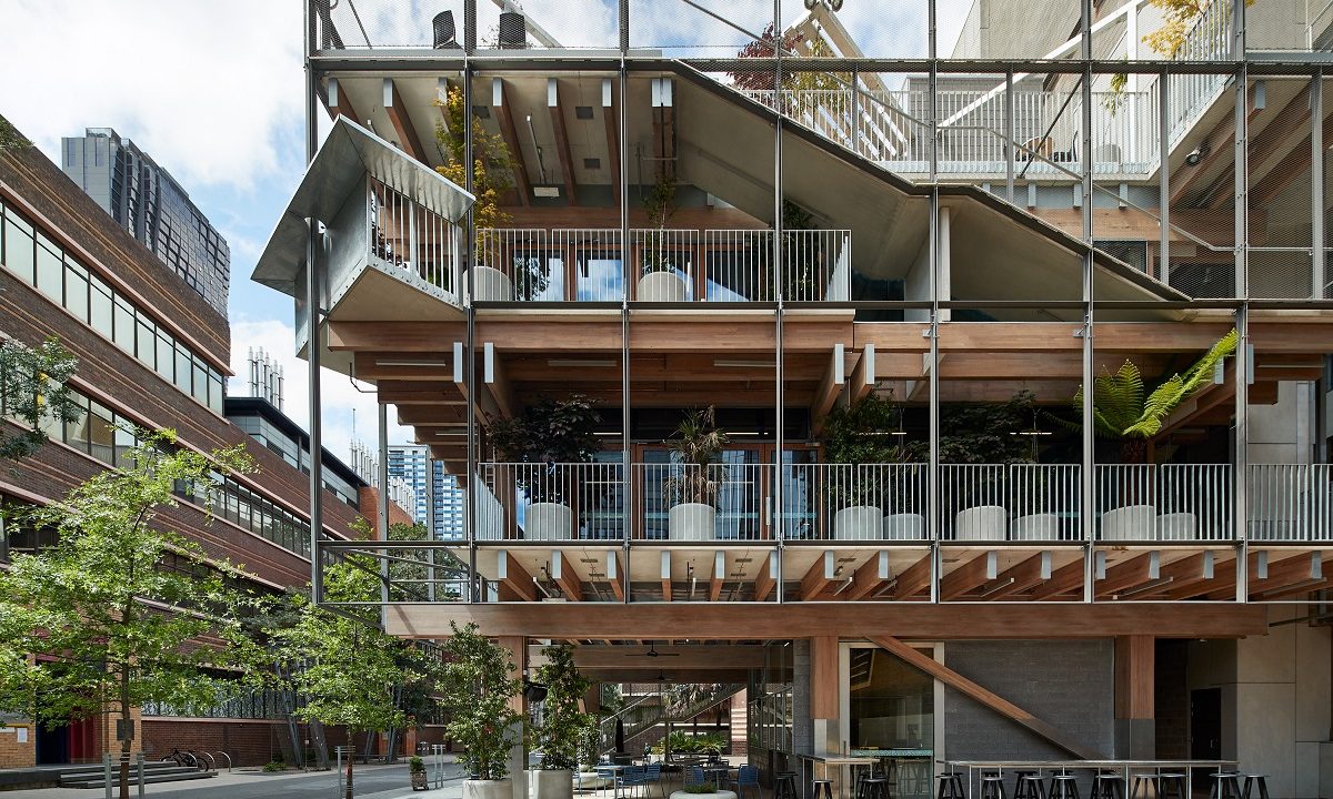 Victorian ash glue-laminated members featured in RMIT's Garden Building ...
