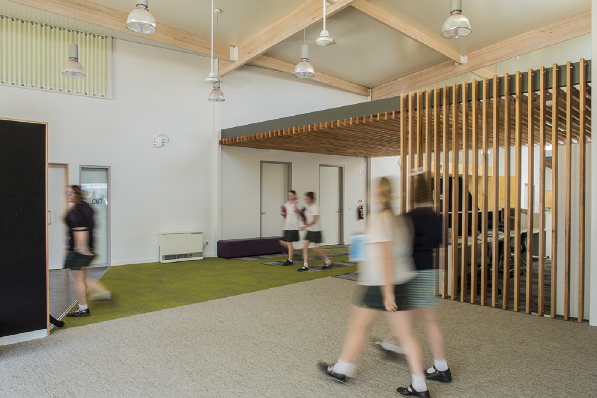 Local College Celebrates Victorian ash gulam beams | ASH